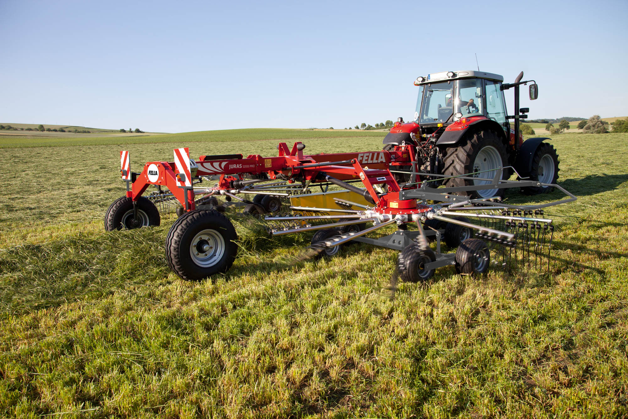 Fella Dual Rotary Rakes | TS8055 PRO - Hanlon Ag Centre